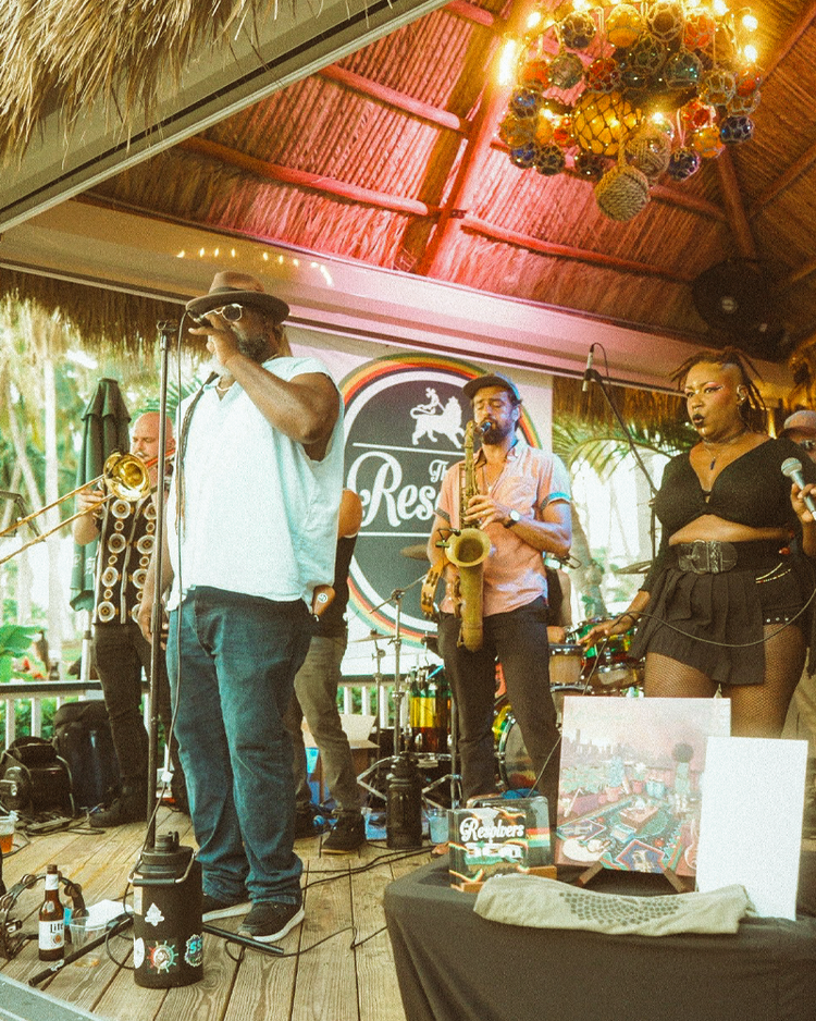 Bands – ER Bradley's Saloon | West Palm Waterfront Restaurant